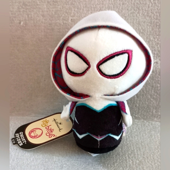 Hallmark | Toys | Hallmark Spider Ghost Gwen Plush Itty Bittys Marvel ...